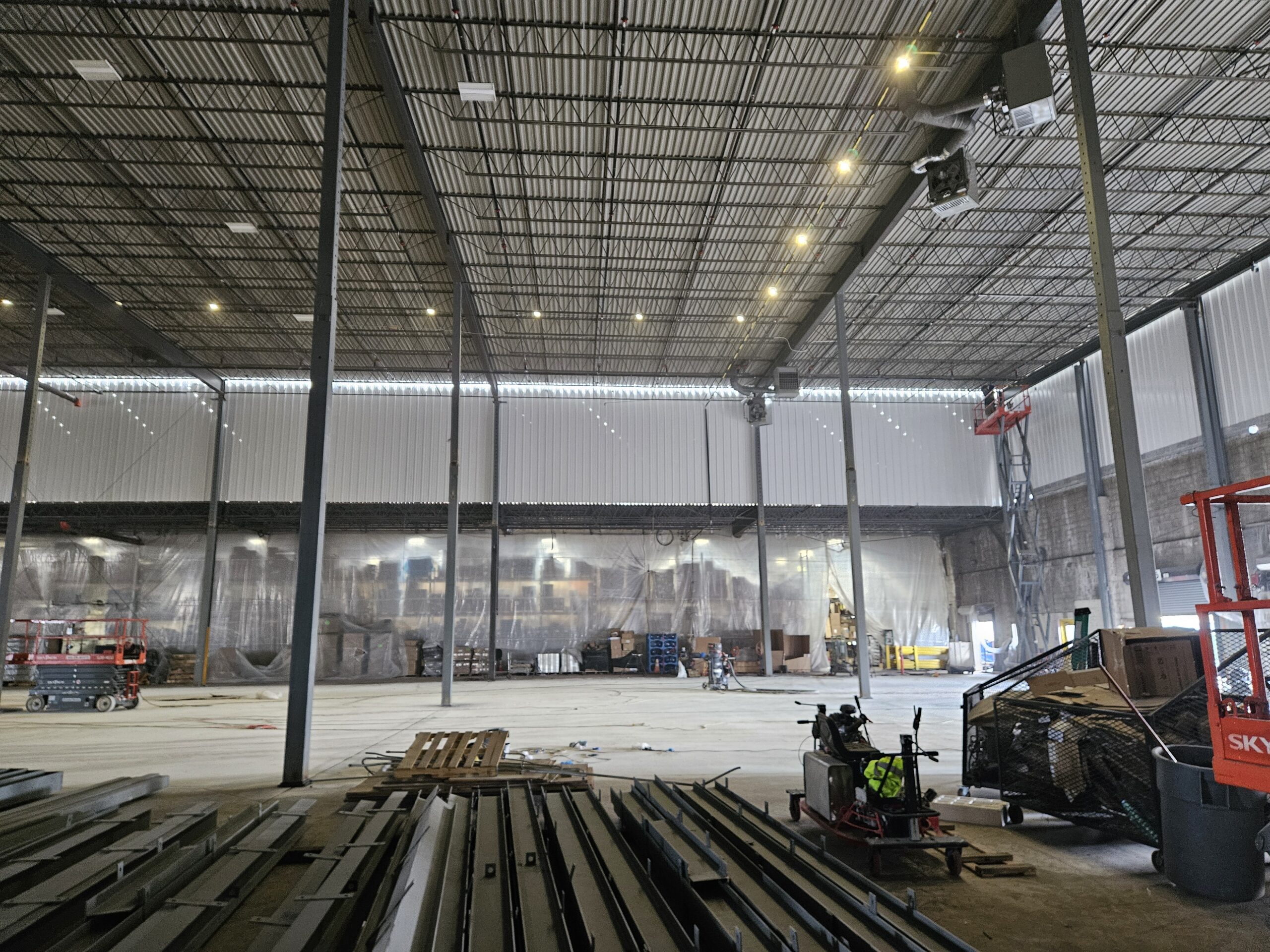 What Is a Class A Warehouse? | LIFTEX Roofing Solutions